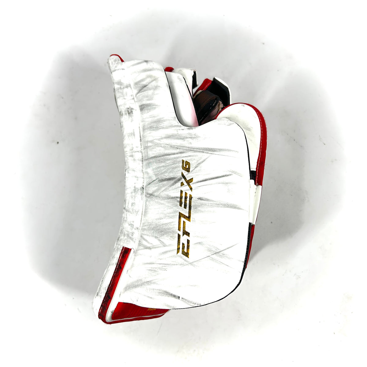 CCM Extreme Flex 6 - Used Full Right Pro Stock Goalie Blocker (White/Y ...
